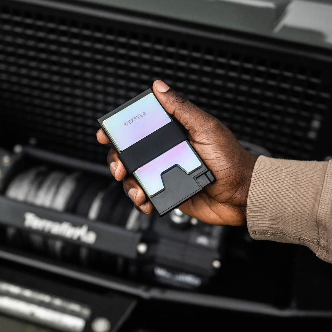 MagSafe sticker | Turn any phone into a cardholder | Ekster®