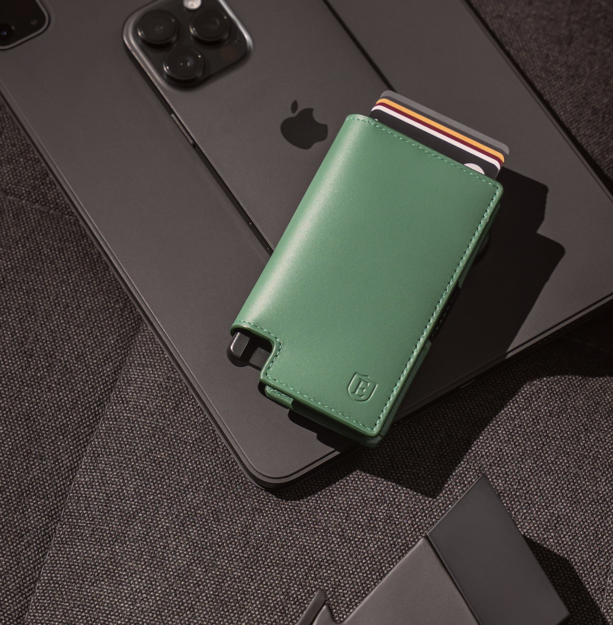 RFID Wallets - Trackable, RFID Protected Wallets - Ekster®